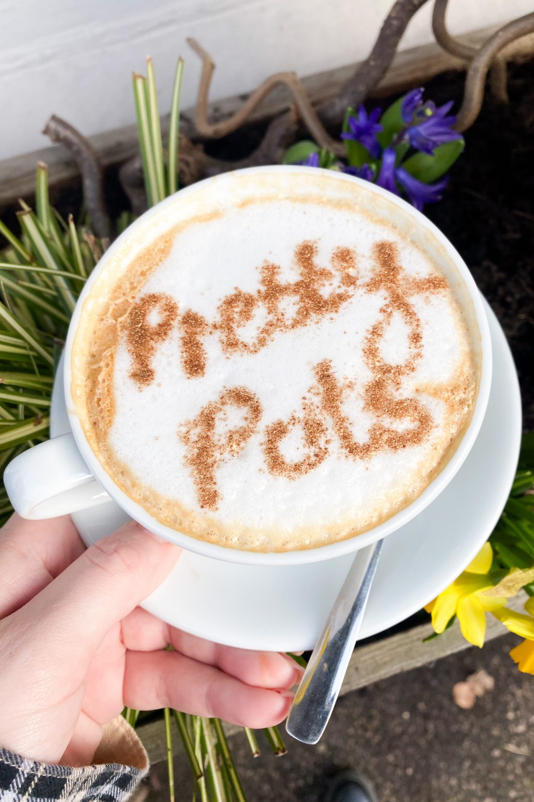 Cafe - Pretty Pøts Ceramics Cafe